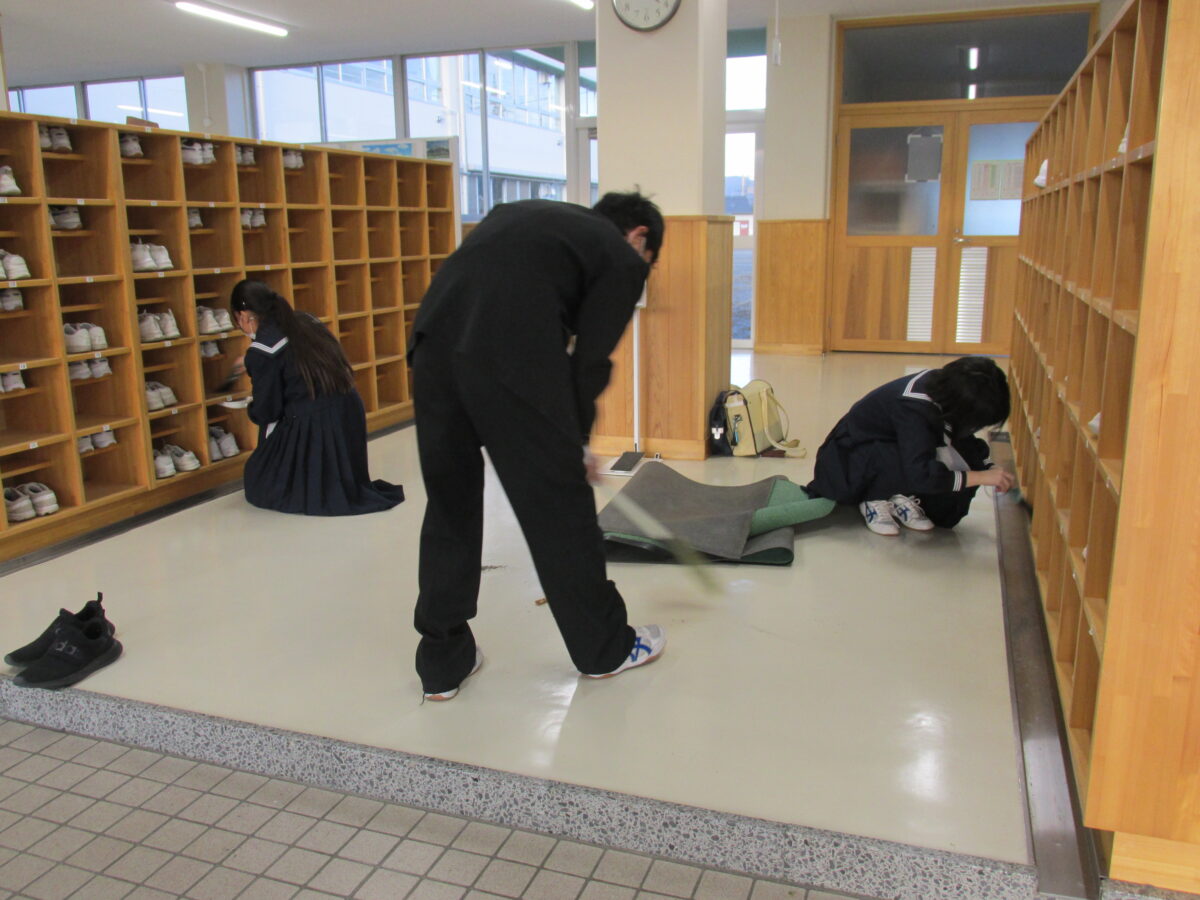 秩父市立影森中学校