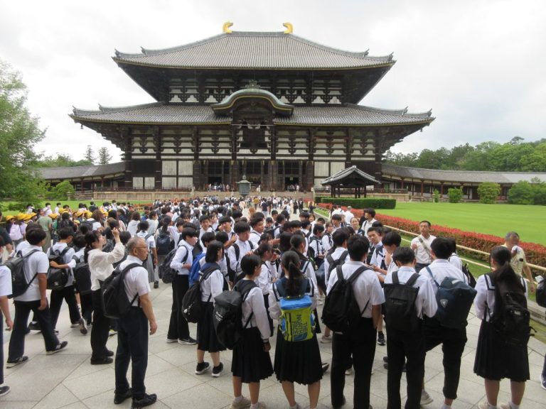 秩父市立影森中学校