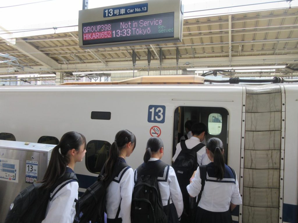 秩父市立影森中学校